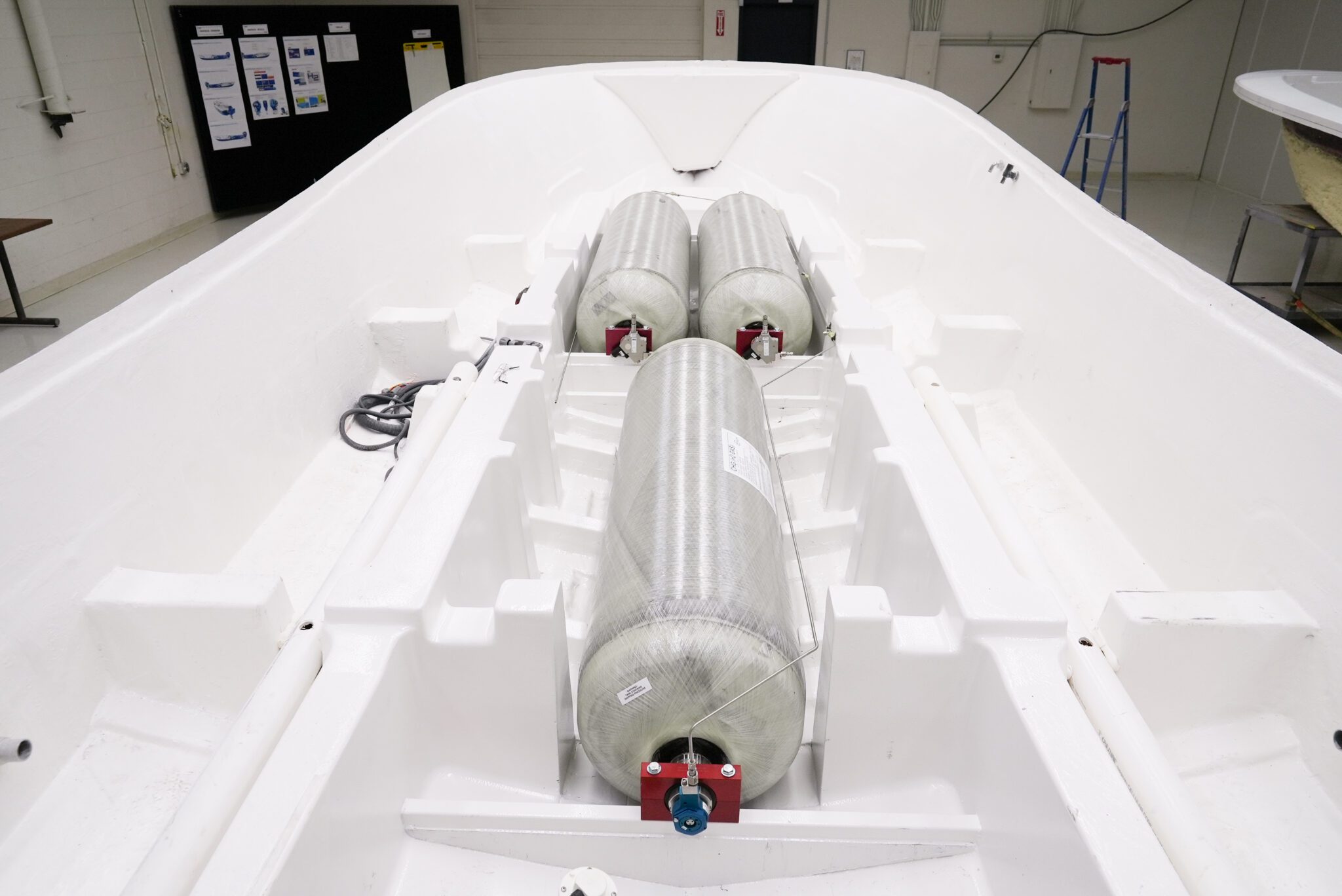 World’s first hydrogen outboard motor unveiled - Super Innovators